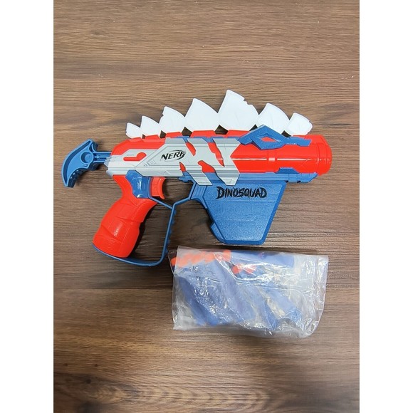 Nerf | Toys | Nerf Dinosquad Stegosmash Dino Dart Blasting Blaster Gun ...